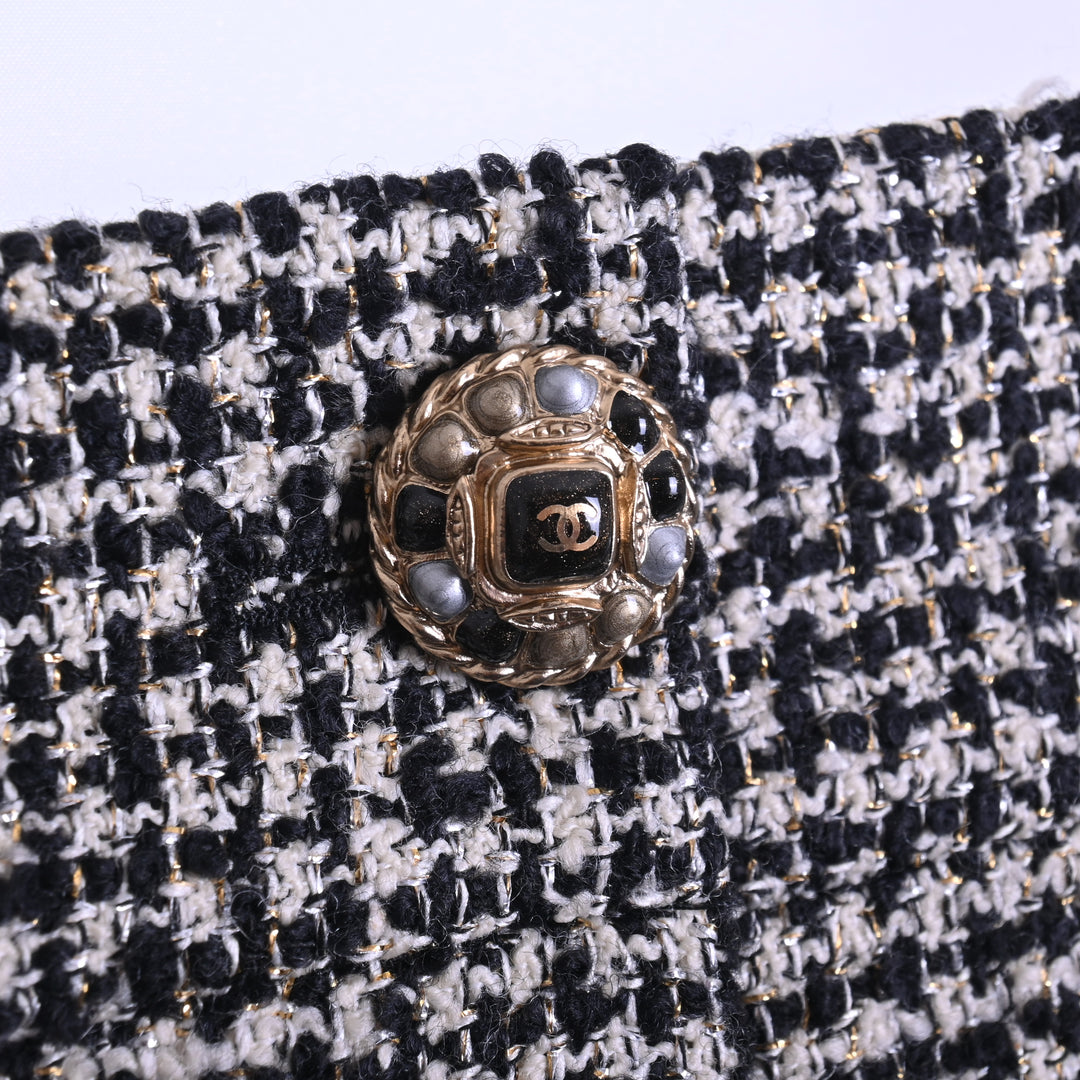 Chanel skirt P37340V26937 size 38 – co&co Chanel skirt P37340V26937 size 38 – co&co